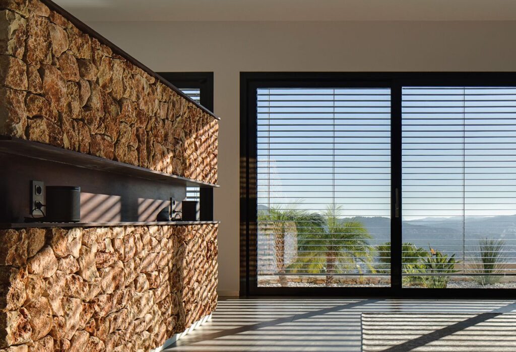 Aluflex ® - Lifestyle Awnings