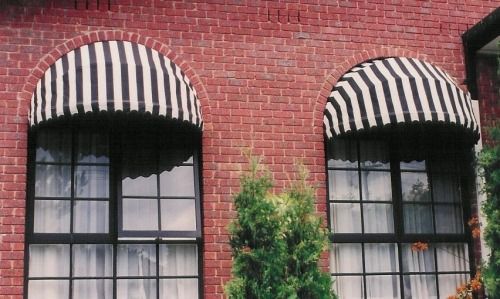 Bow Canopy - Lifestyle Awnings