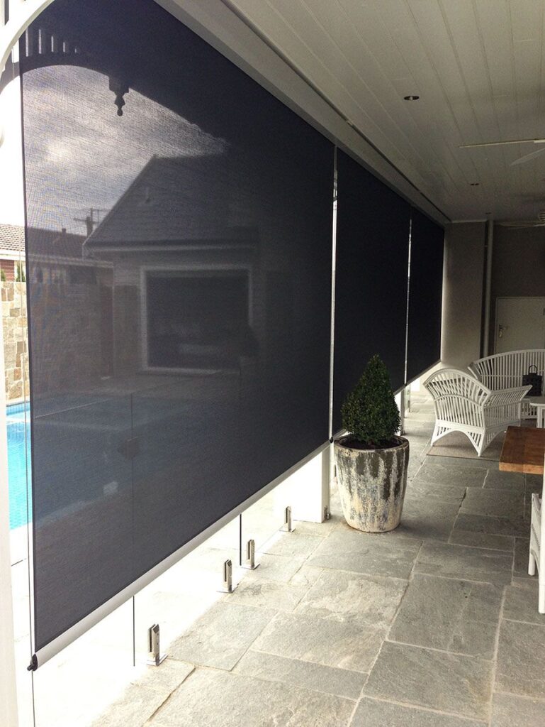 Vertiscreen - Lifestyle Awnings